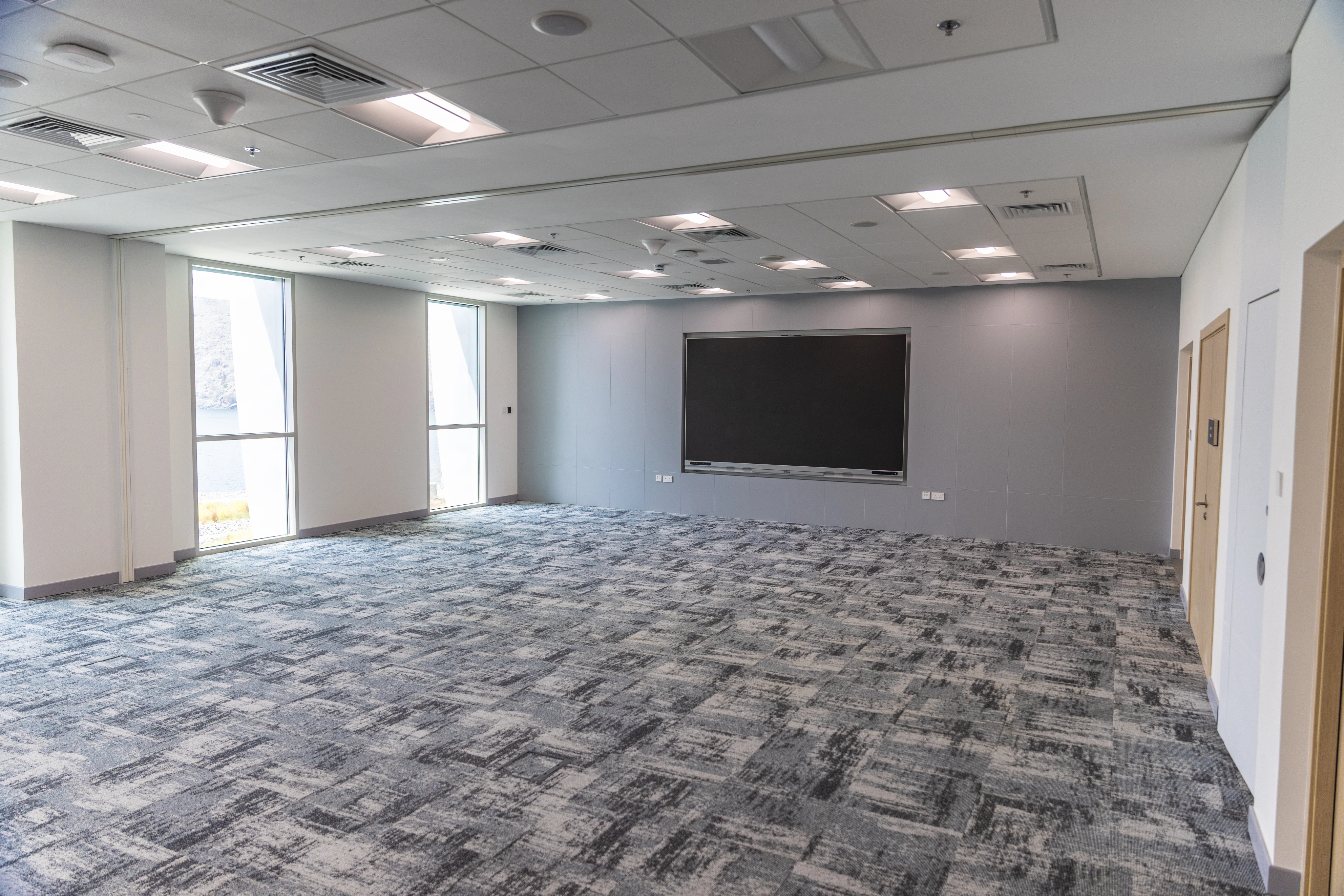 Sharjah Marine Science Research Centre — UKF